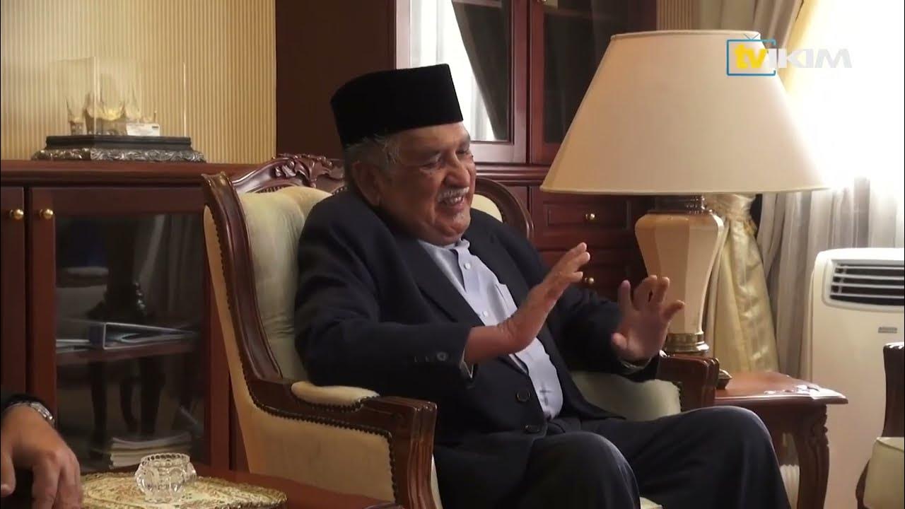 YBhg. Prof. Dato’ Dr. Muhammad Nur Manuty yang dilantik sebagai Pengerusi IKIM, 8 Mei 2023 - YouTube