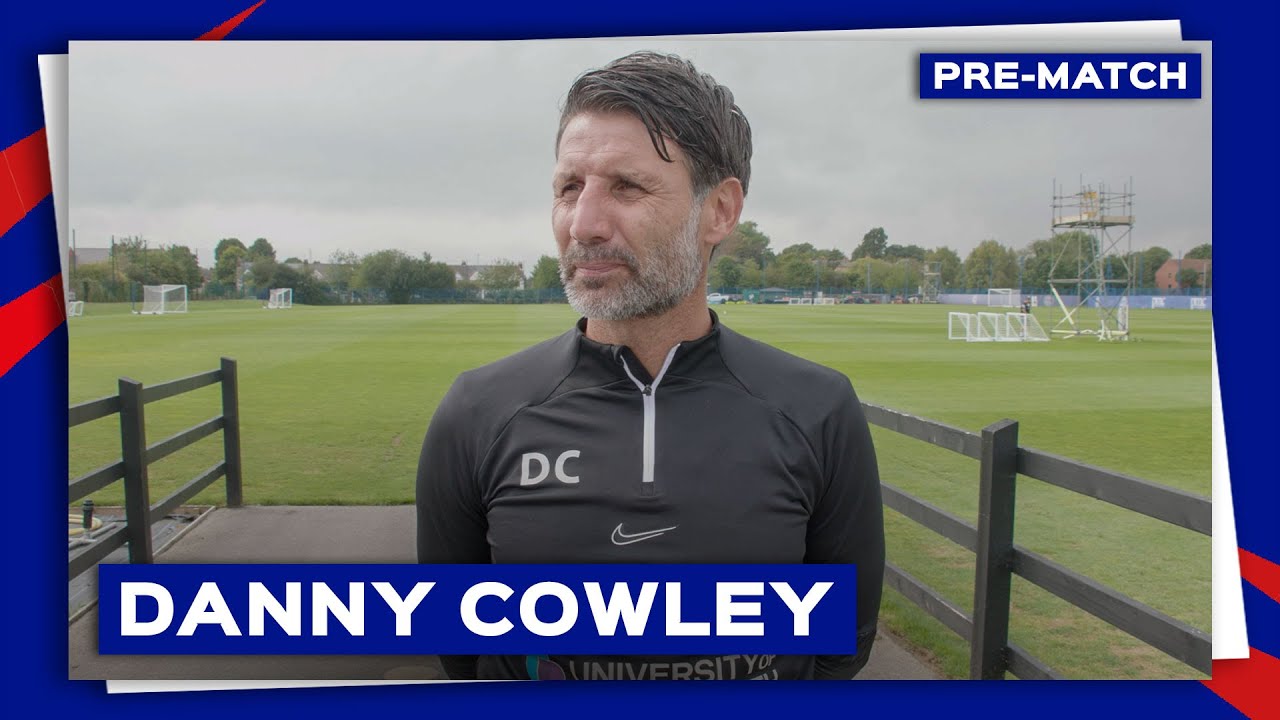 Danny Cowley pre-match | Port Vale vs Pompey - YouTube