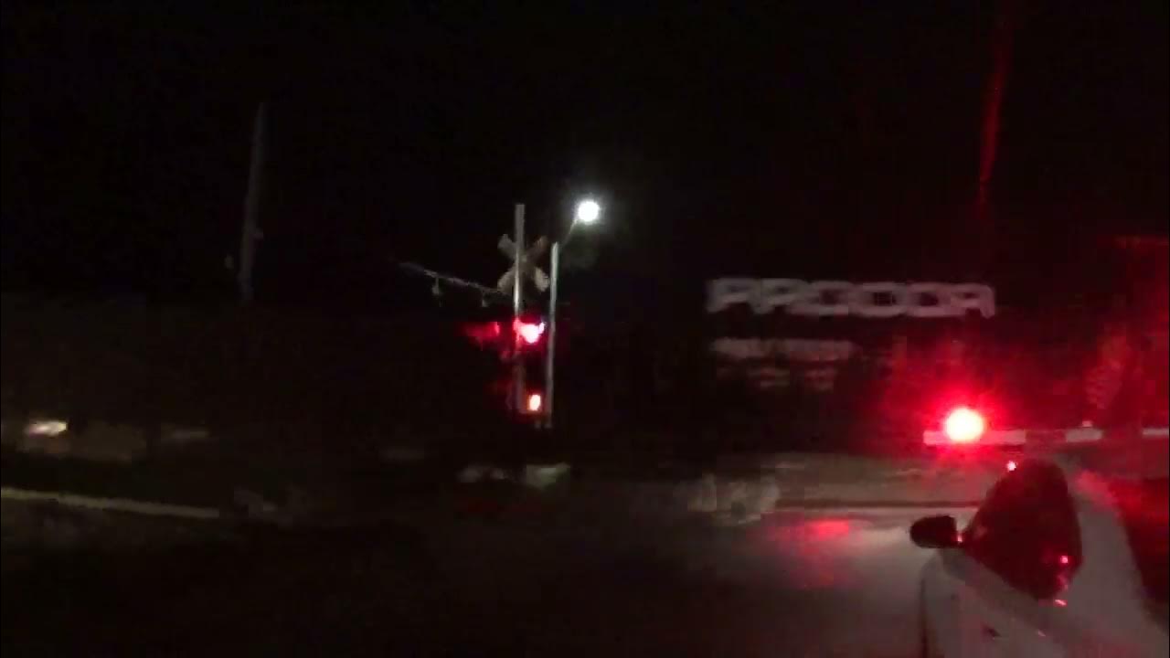 UP 7918 GEVO Flagless Leads Manifest Magnolia,Tx - YouTube