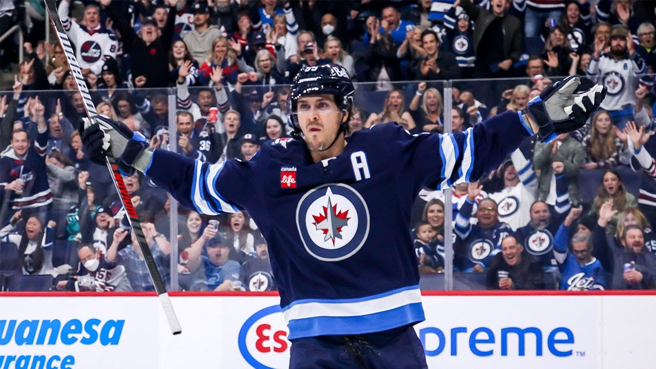 Scheifele snaps home the Jets first goal of the year - YouTube