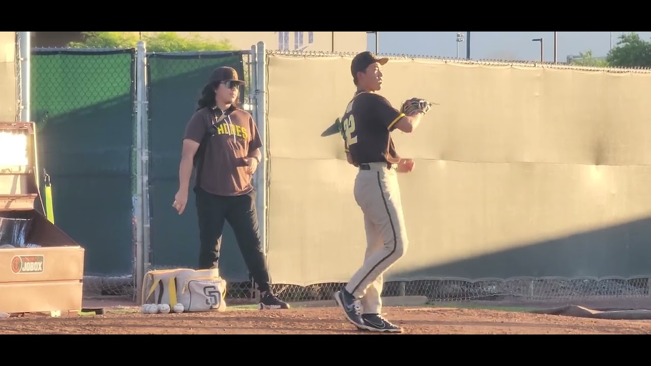 중국인 마이너리거 Zack Qin 선수 불펜피칭 영상 x 샌디에이고 파드리스 - YouTube