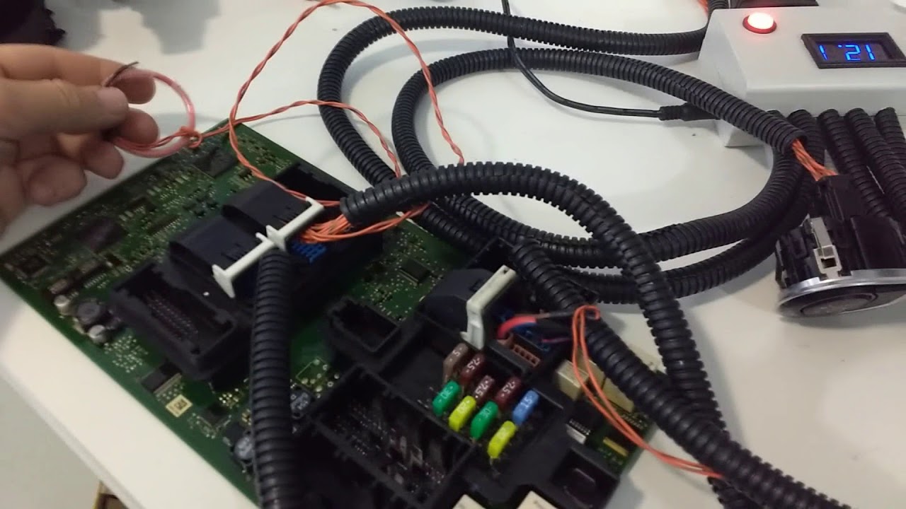 Programando chave de Presença BMW 118i com modulo FEM - NASSCAR ...