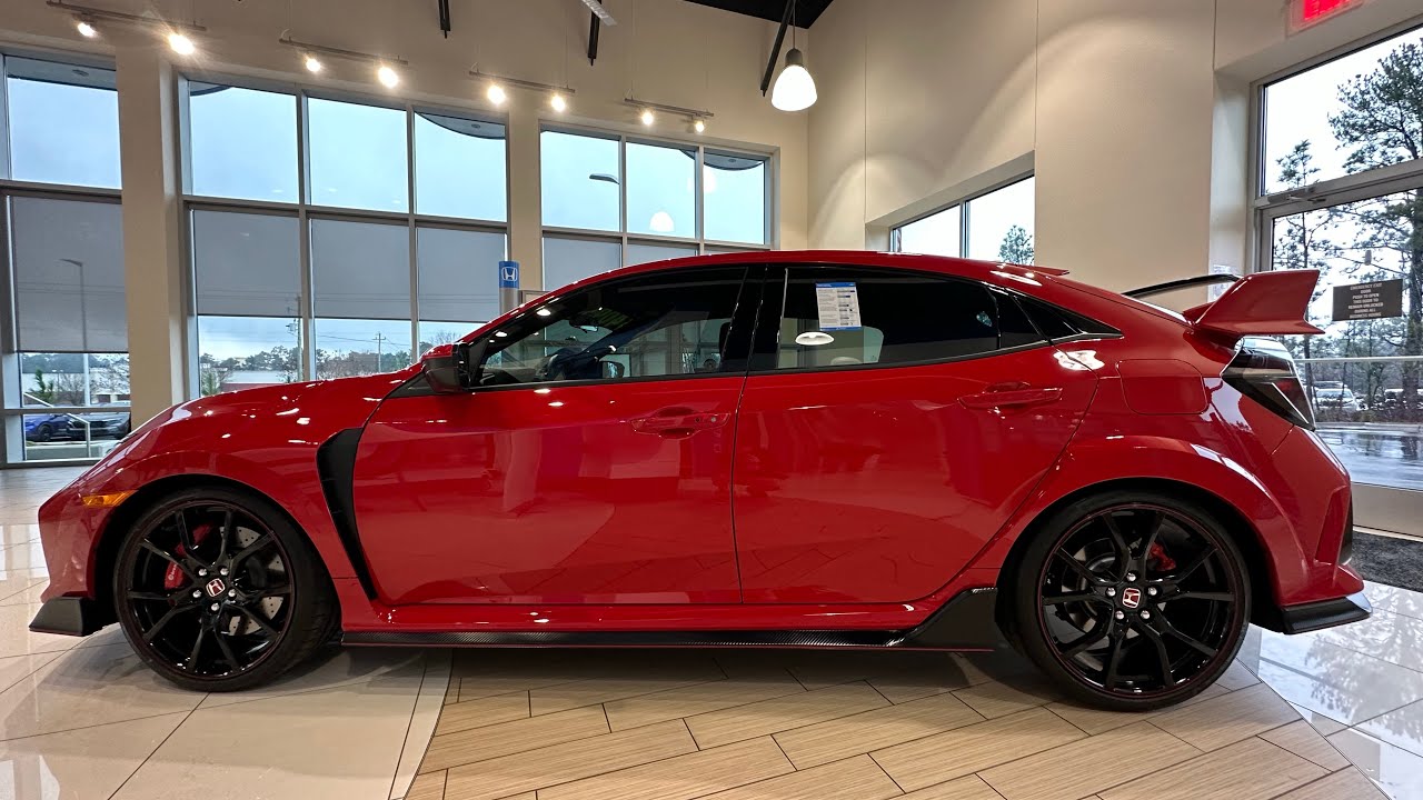 2018 Honda Civic Type R Rallye Red - YouTube