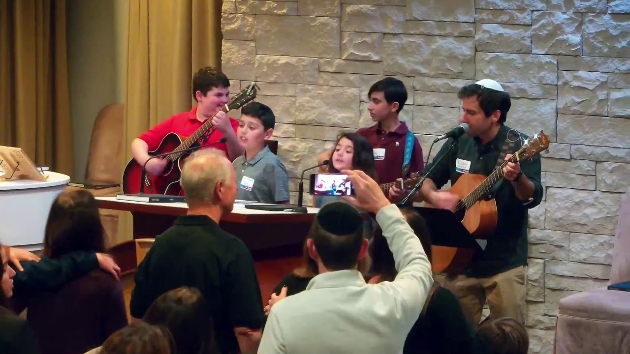 Siddur Dedication Family Shabbat - YouTube