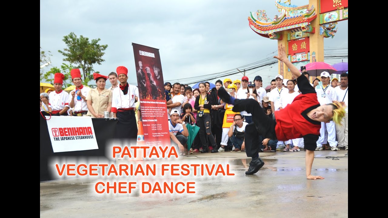 Pattaya Chef Dance - YouTube