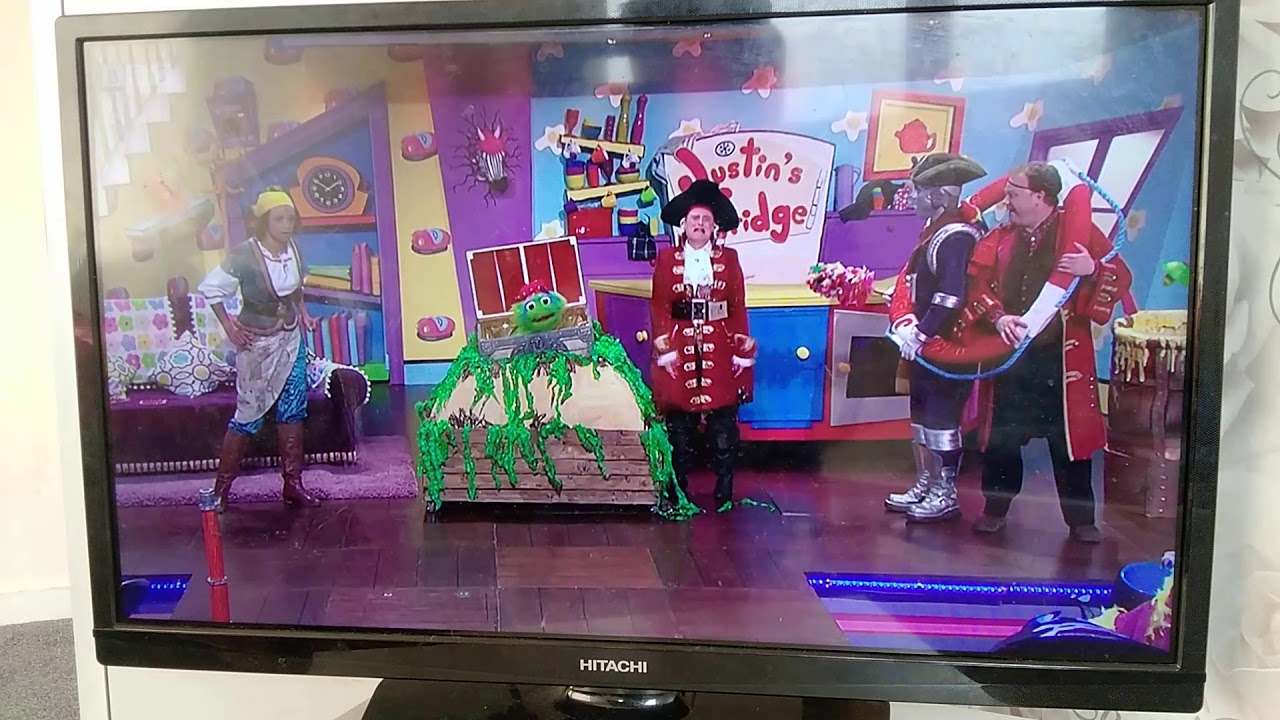 captain sinker crying - YouTube