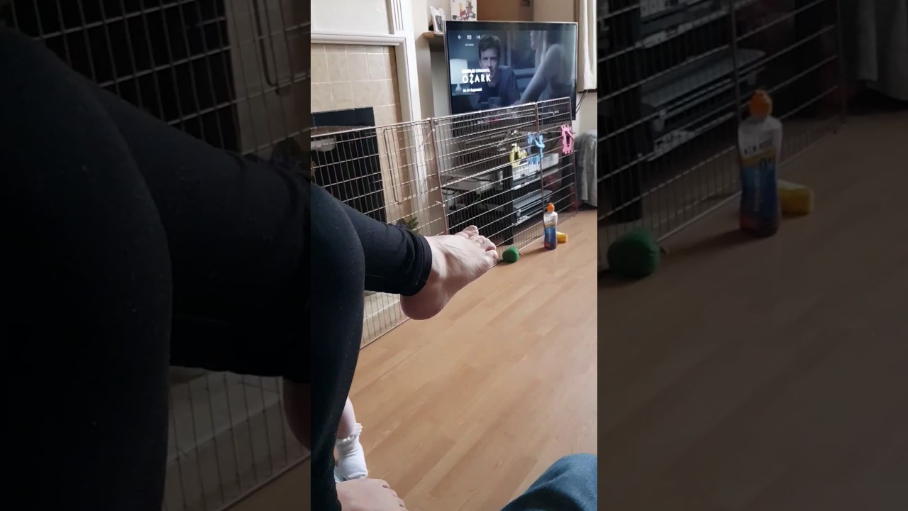 Mila Mou Smelling Mums Feet Youtube