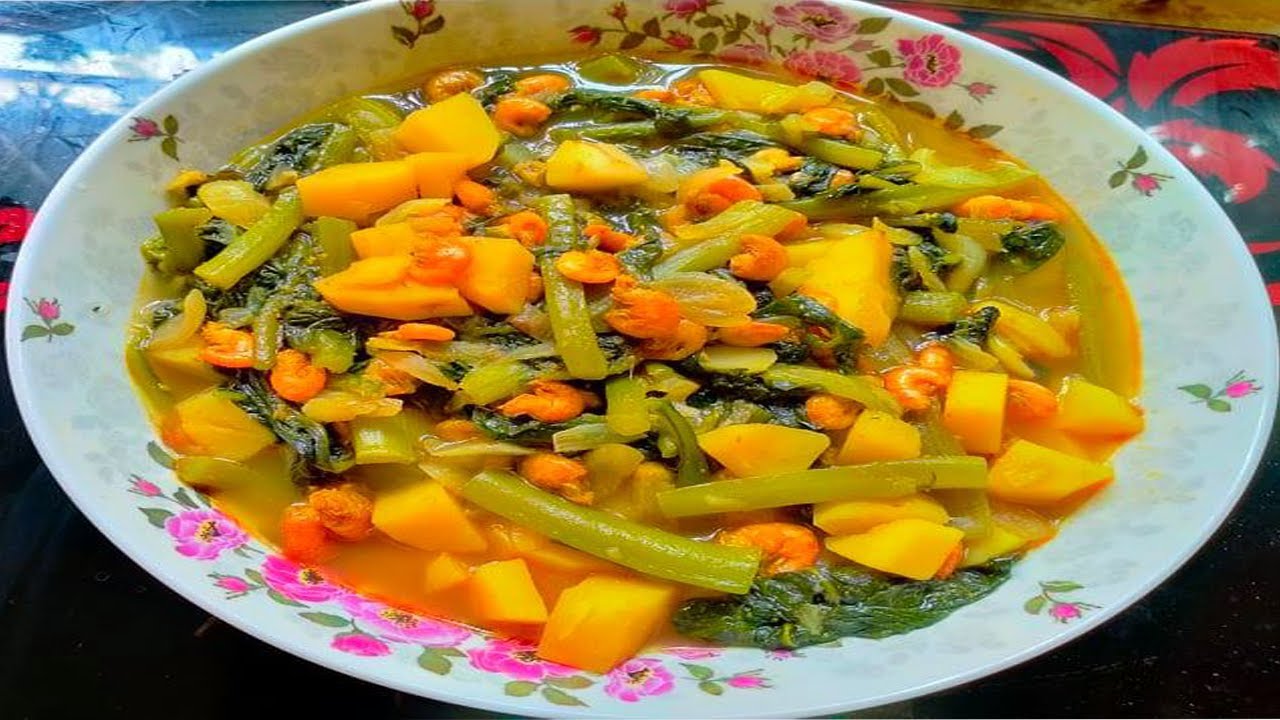 চিংড়ি মাছ দিয়ে পুঁইশাকের ঝোল || Pui Shaak Chingri Recipe || পুইশাক ...