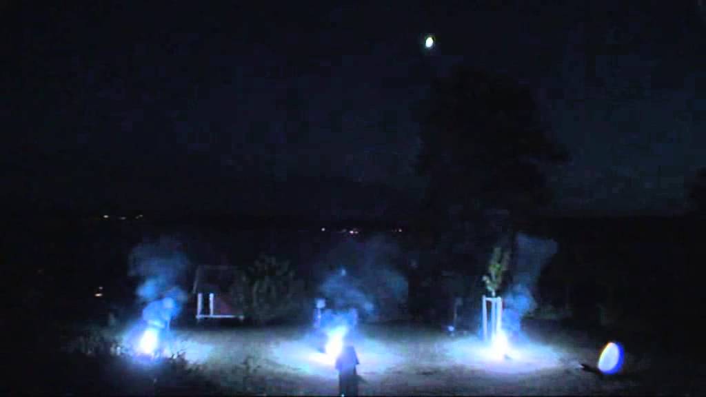Moving Head Flame Projector, X2 Wave Flamer, Gartenfeuerwerk - YouTube