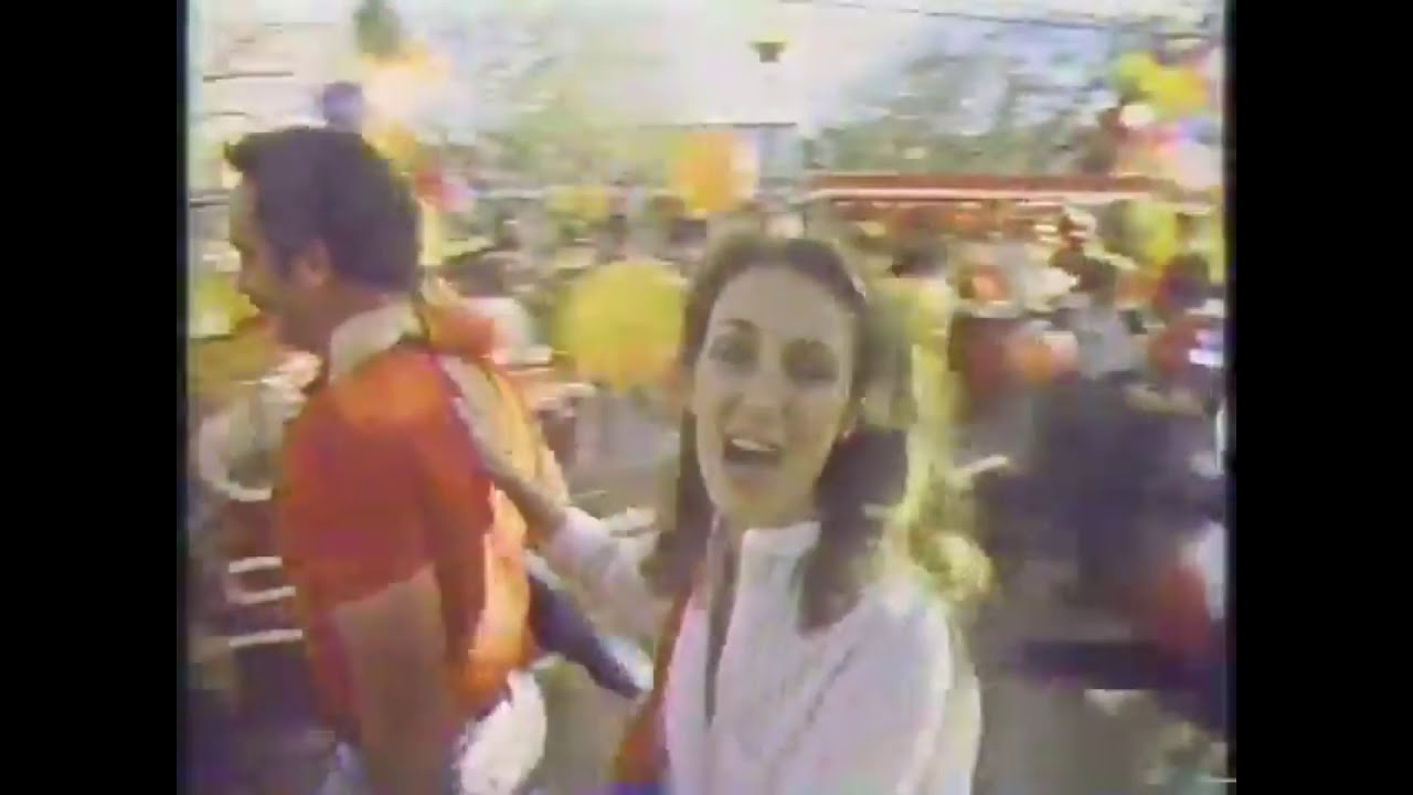 Commercial KFC Colonel Sanders 1979 - YouTube