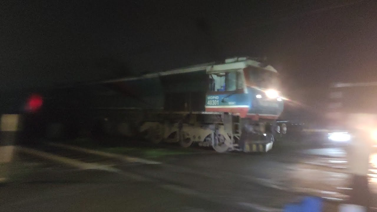 Captain America 40301 With 16533 JU - SBC EXPRESS 😘 Night Scenes 🔥😳😈 ...