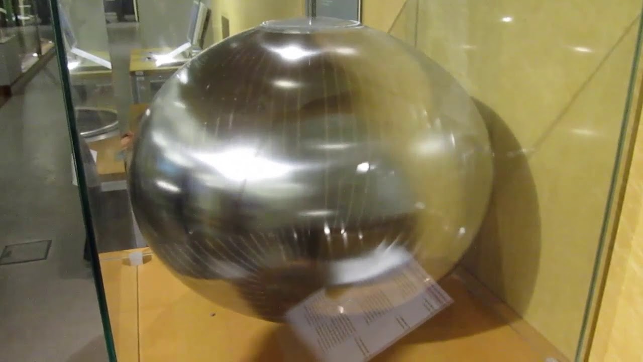 Equatorial bulge - YouTube
