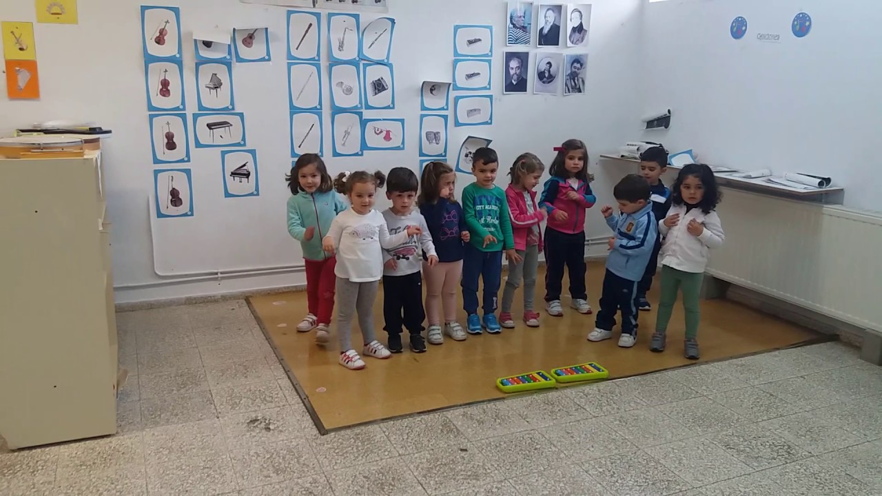 CANCIÓN GLOP, GLOP, GLOP INFANTIL 3 Y 4AÑOS FERIA - YouTube