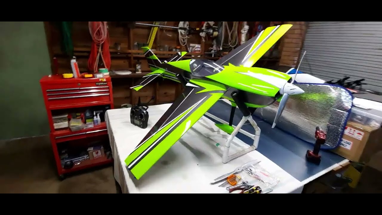 Skywing Edge 540 67" PNP - Unboxing - YouTube