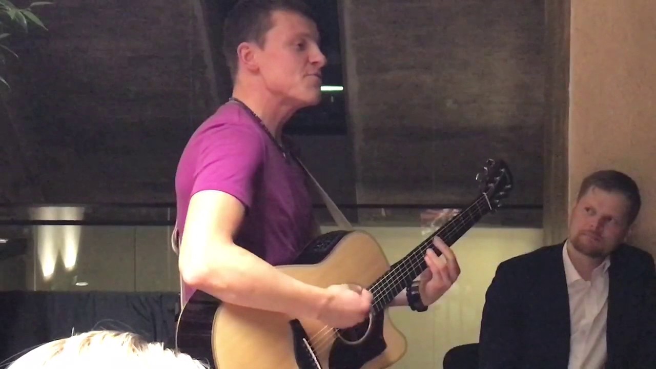 Roland Tokko Lionsklubi Tallinn Meri koosolekul - YouTube