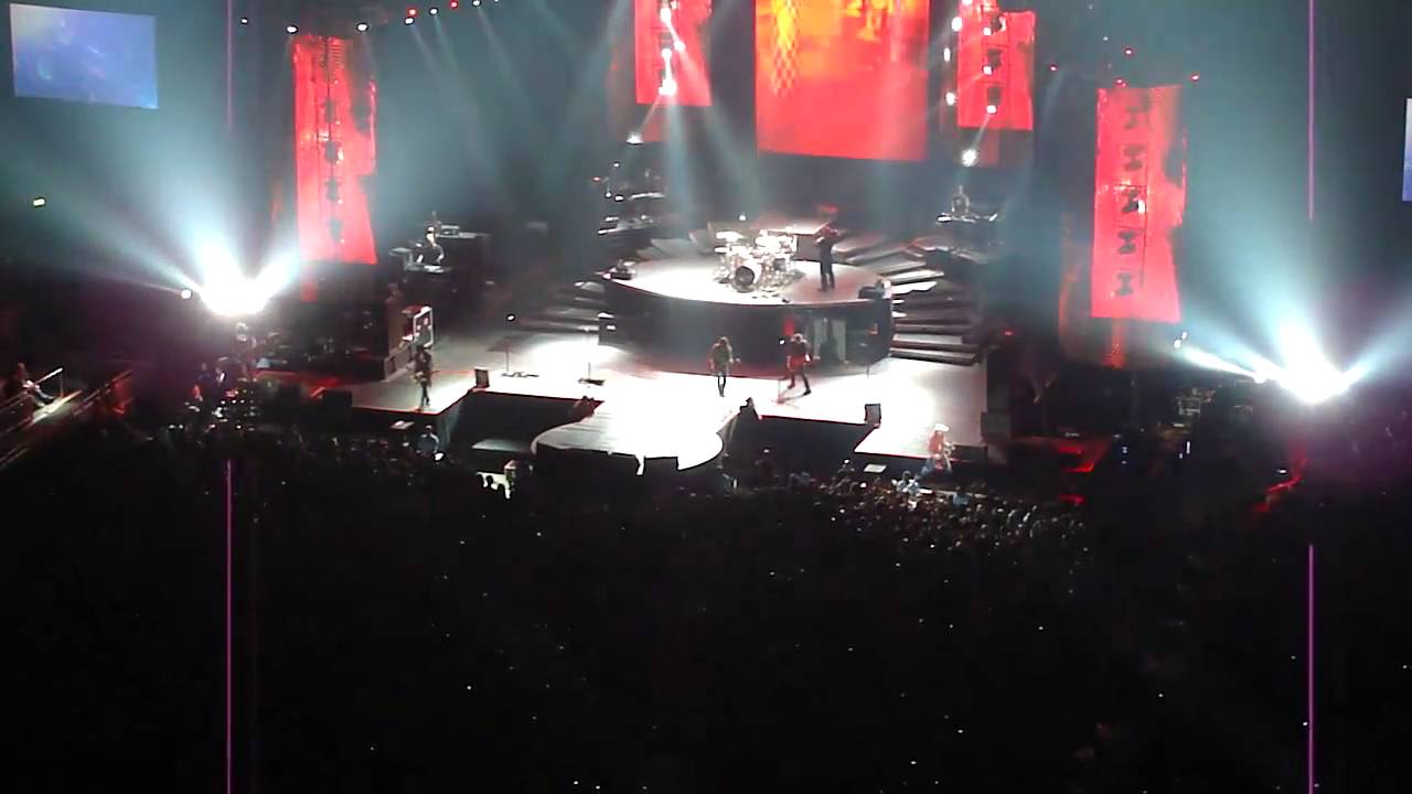 Guns N' Roses - "Sweet Child O' Mine" (Live) (London, O2 Arena - 13.X ...
