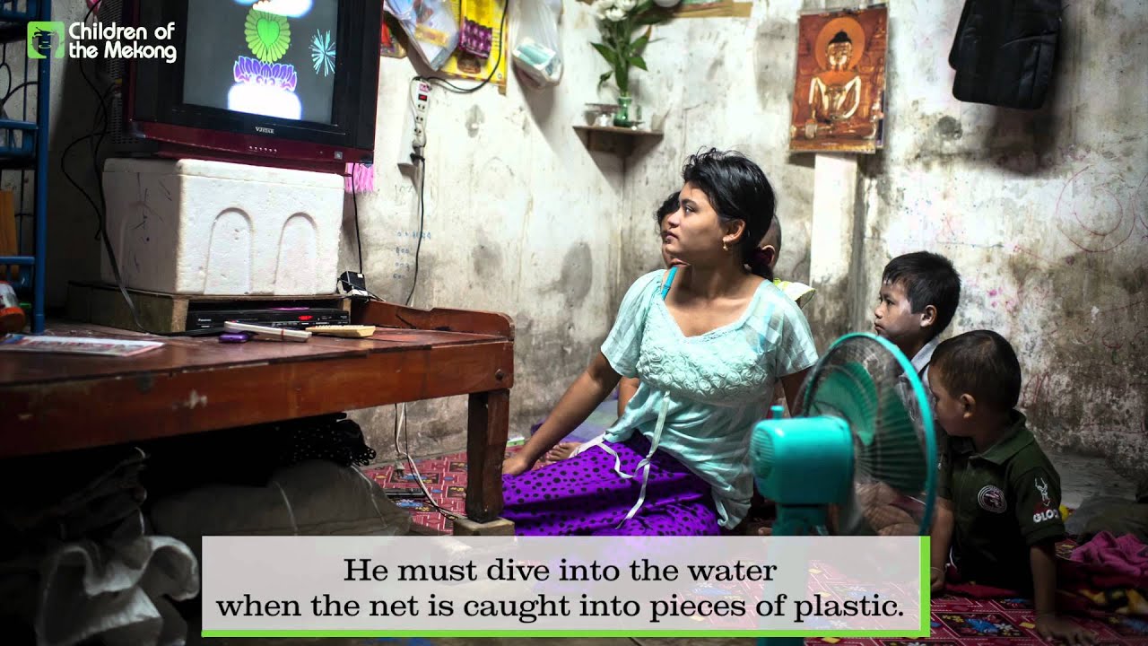 Mg Naing Win Aung goes to school - YouTube