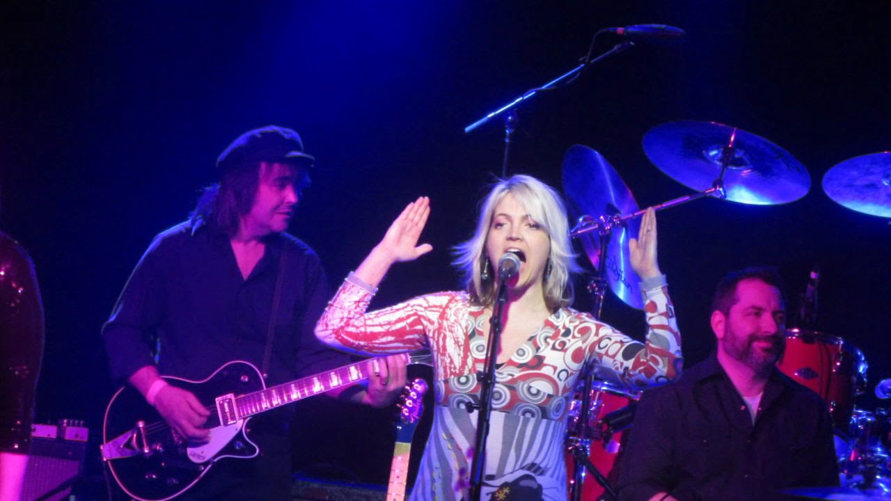 Jenny Dee And The Deelinquents - Gates Of Steel - Live @ The Sinclair ...