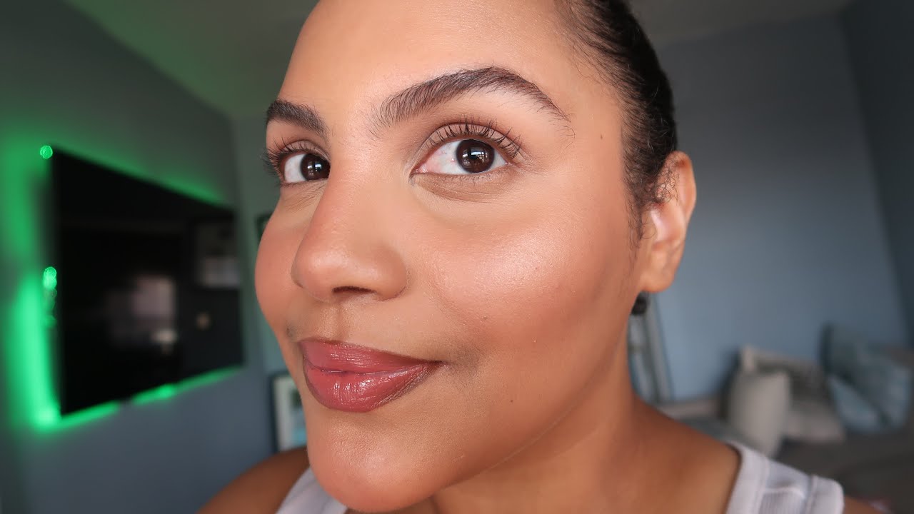 Quick makeup tutorial - YouTube