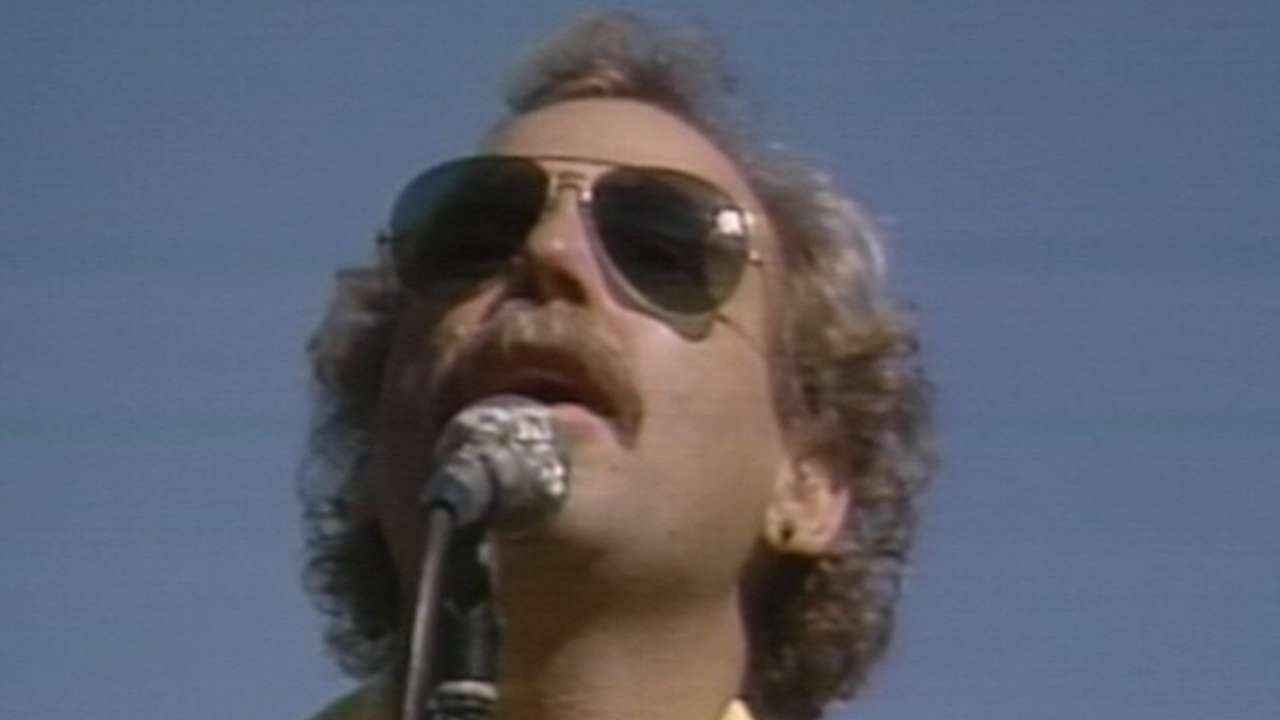 1984 NLCS Gm1: Buffett performs national anthem - YouTube