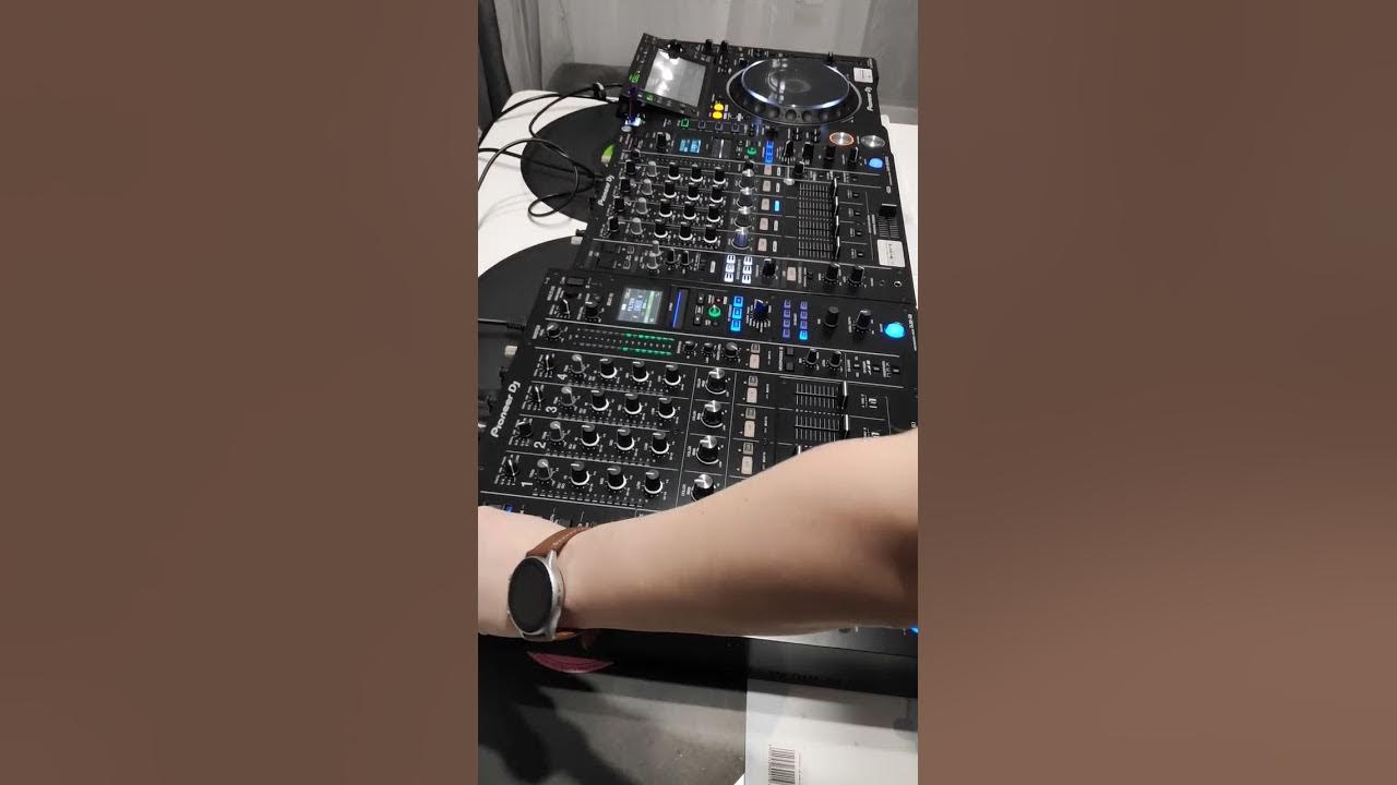 New Pioneer DJM-A9 vs DJM-900NXS2 DJM A9 nexus nxs 2 DJ DSLevents cz.2 ...