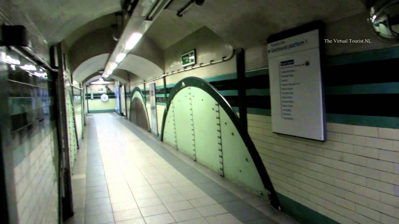 Historic London Underground Stations - Russell Square tube station 2 ...