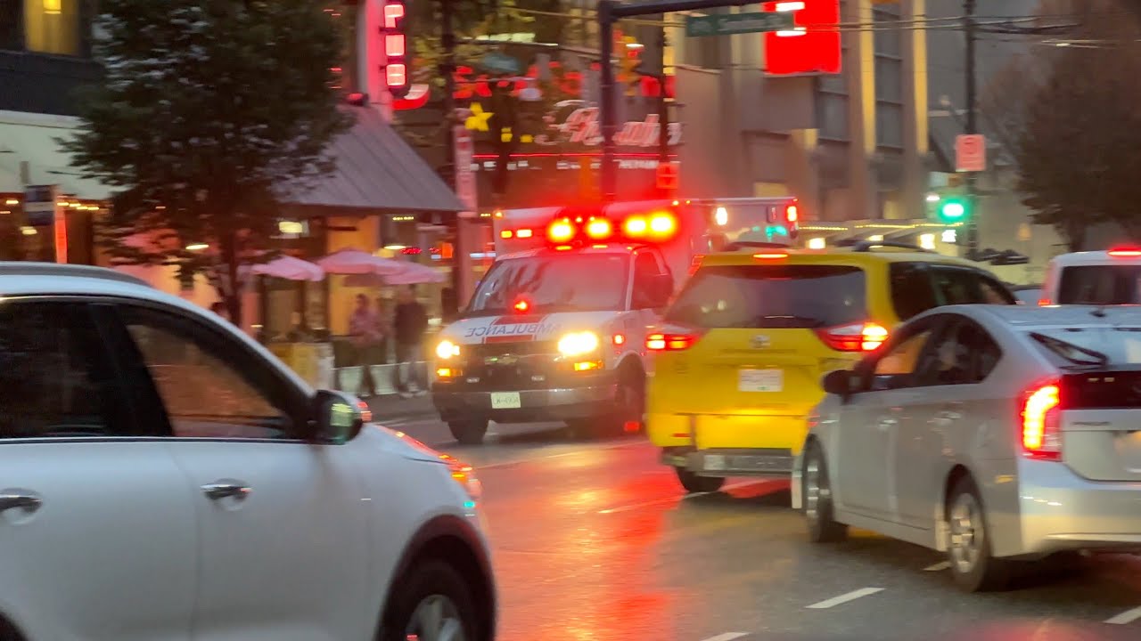 4x BCAS ambulances responding in Vancouver - YouTube