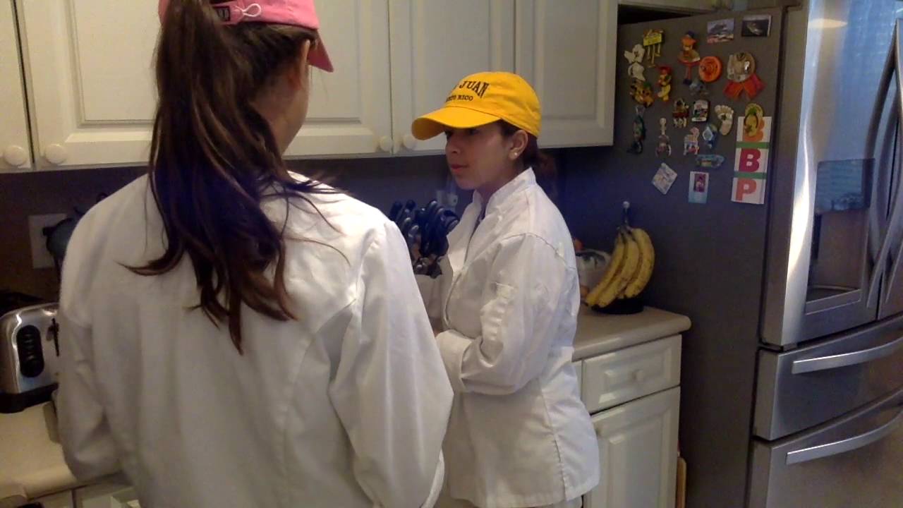 Kitchen safety do's and don'ts - YouTube