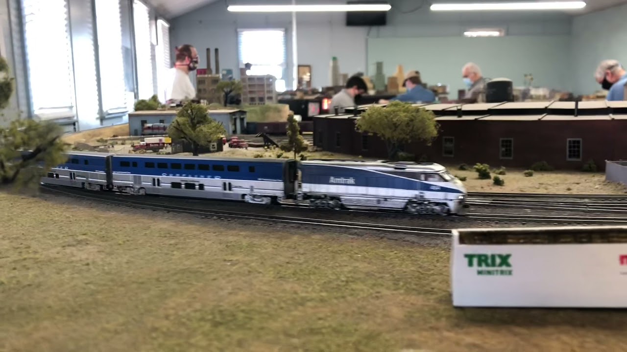 N scale brass amtrak pacific surfliner - YouTube