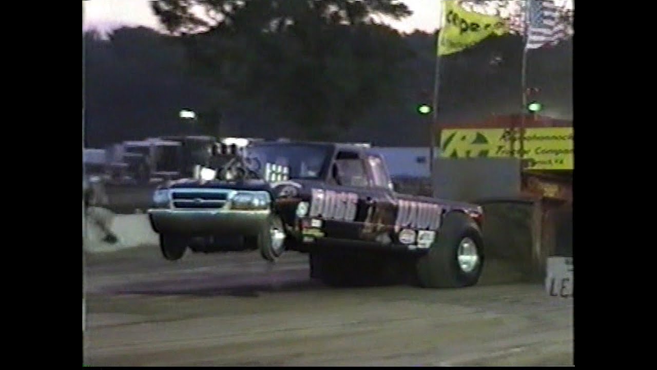 Wild Running Modified 2WD Truck Pulling At Bel Air - YouTube