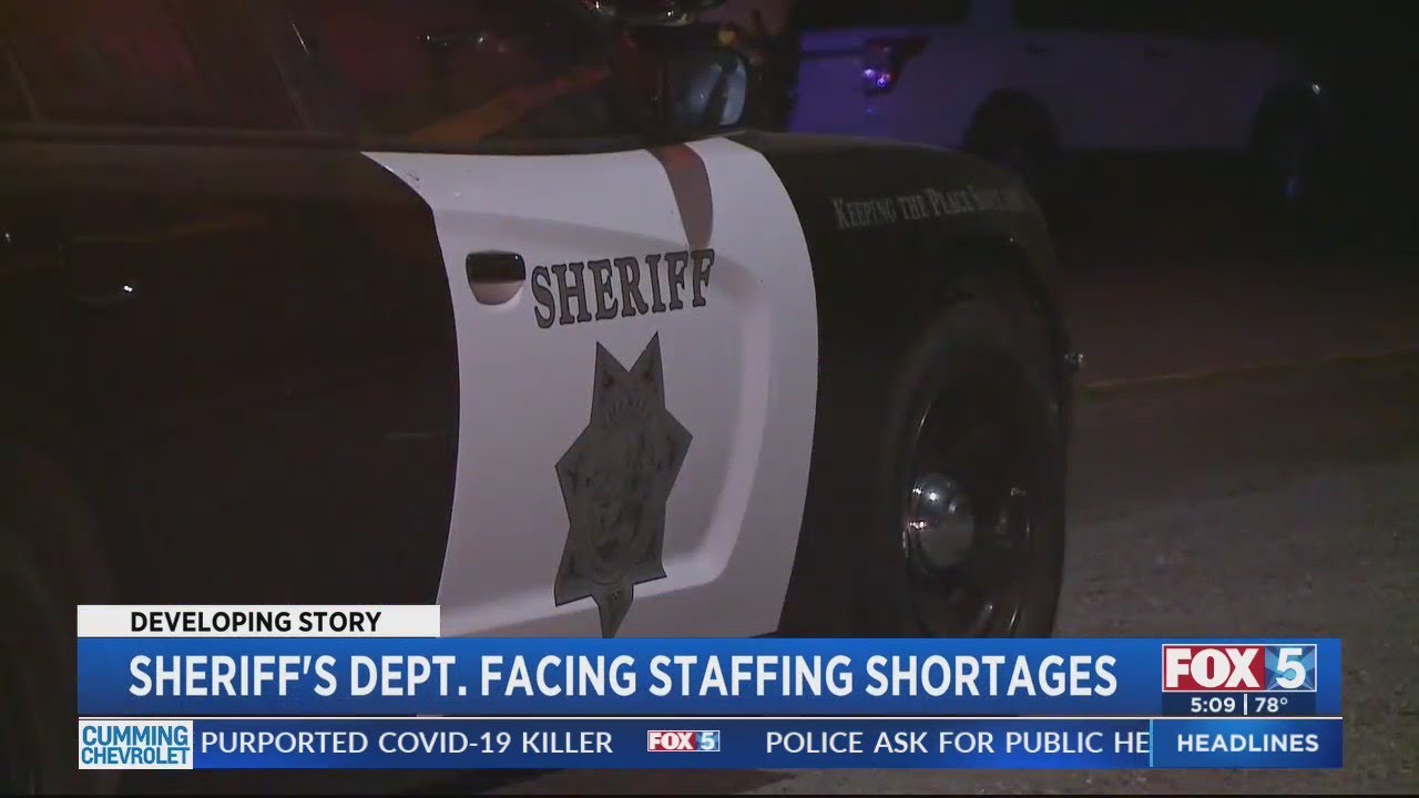 San Diego Sheriff Using New Recruitment Initiatives - YouTube