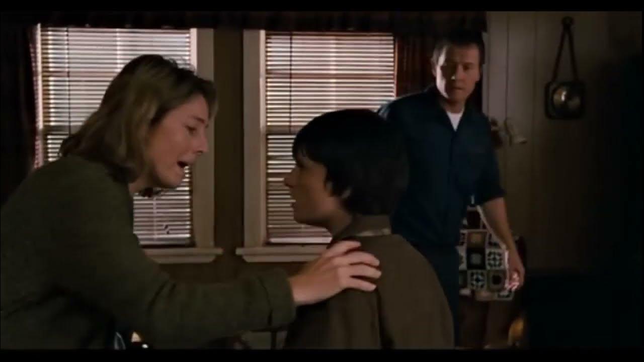 the saddest scene from any movie EVER - Bridge to Terabithia Leslie DEATH scene :,,,,,( - YouTube