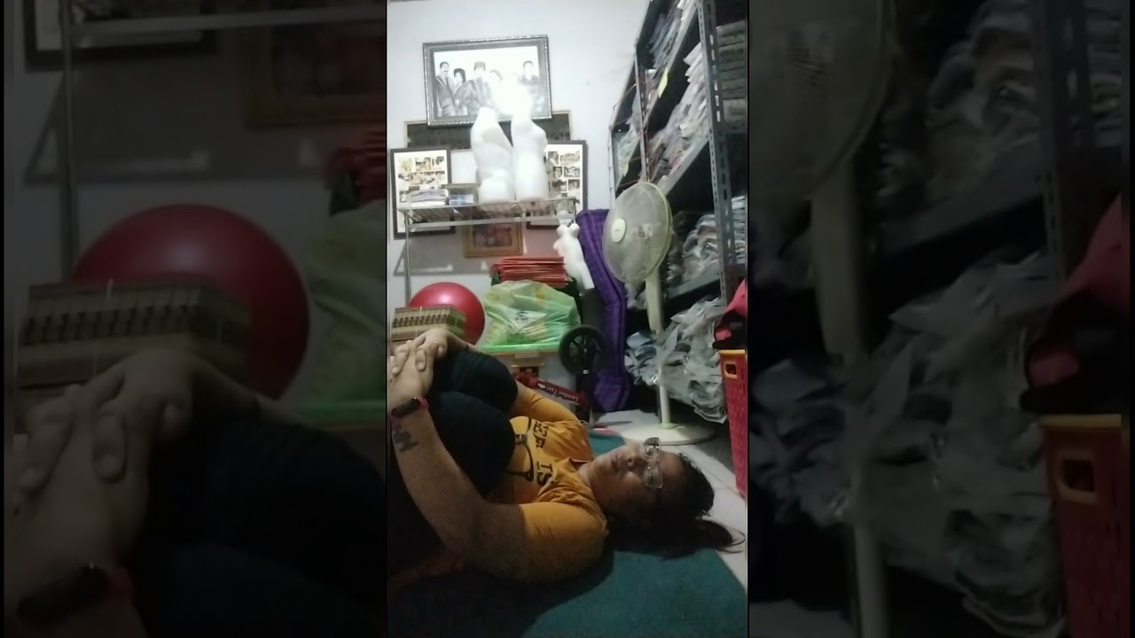 Headstans, Kayang, dan Stretching Yoga... - YouTube