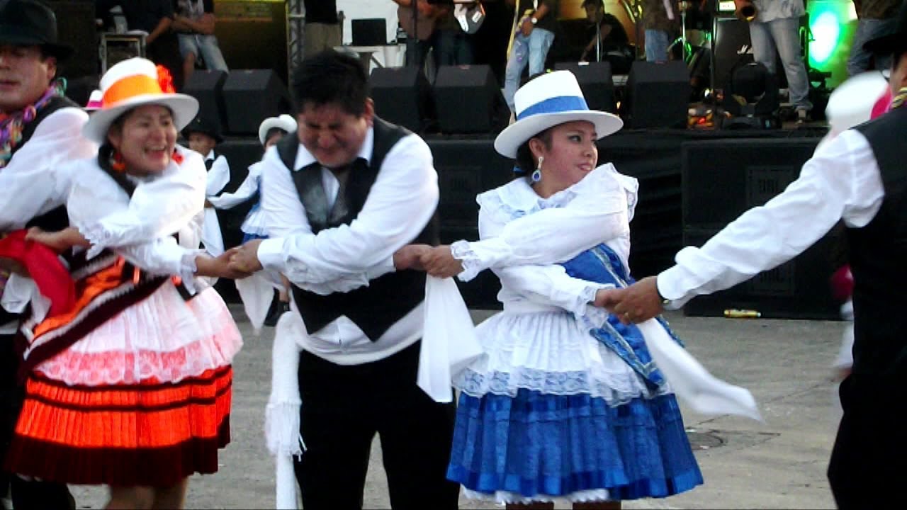 Yunza 8ª Festival Cultural Carnaval Andino Memorial da América Latina ...