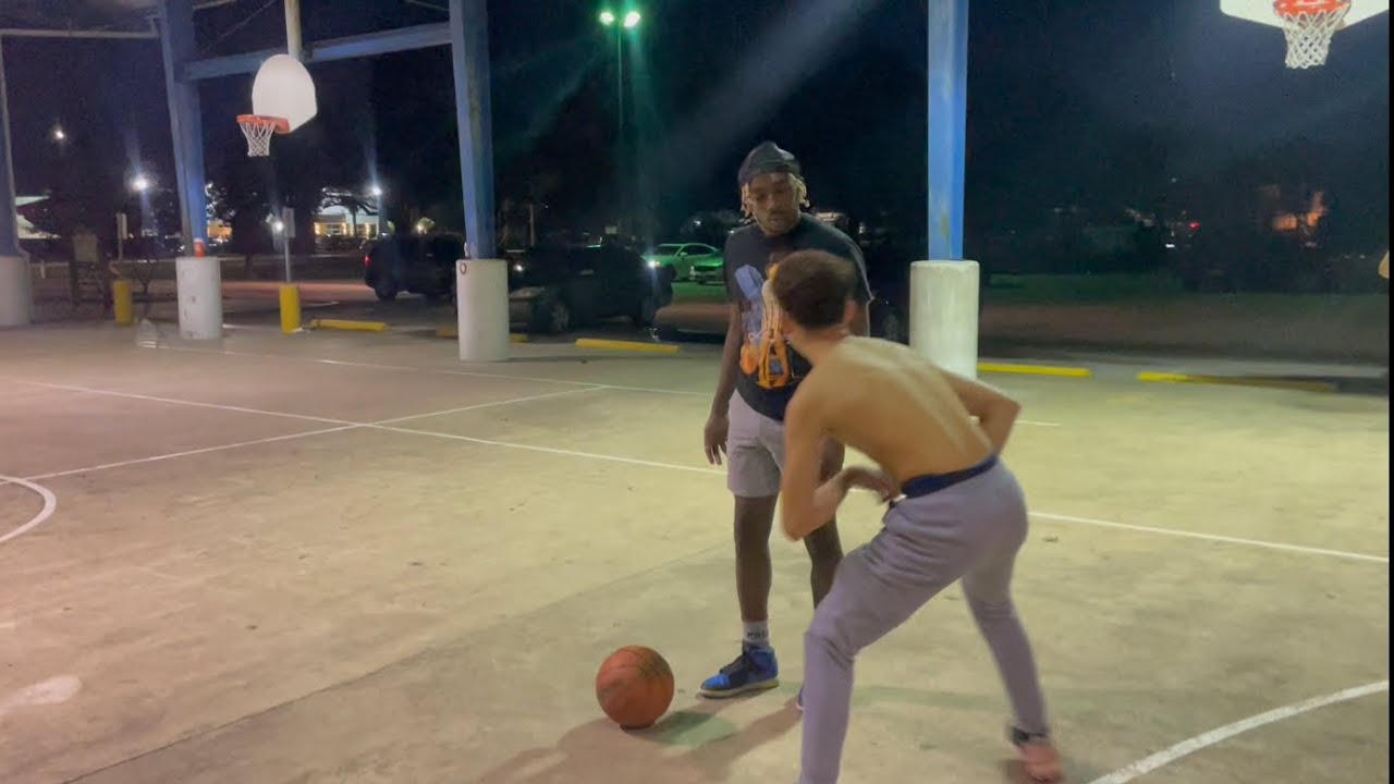 MikeGaming Vs ZoneyBxndo 🏀🪣 - YouTube