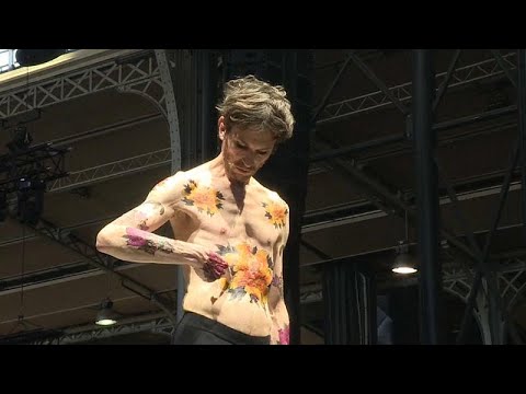 Body art and dance meet at Paris tattoo fair
