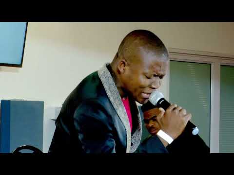 Lungelo Hlongwane live @ Icebolakhe Lingevinjwe CD Launch - YouTube