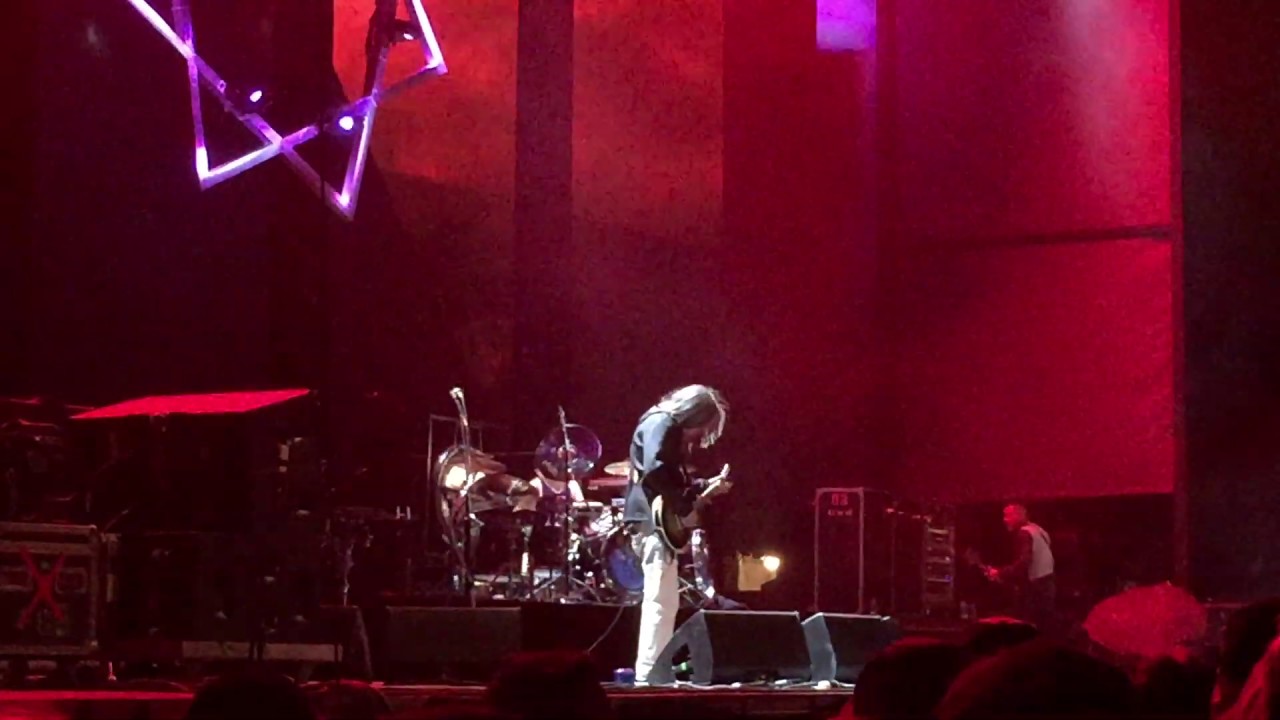Tool live "Descending", Chicago Open Air, 5/19/2019 - YouTube