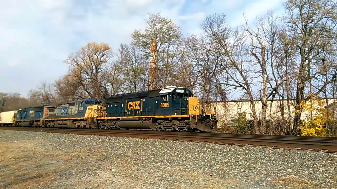 [HD] CSX Q388 Manifest Train Eastbound - Fairport, NY - YouTube
