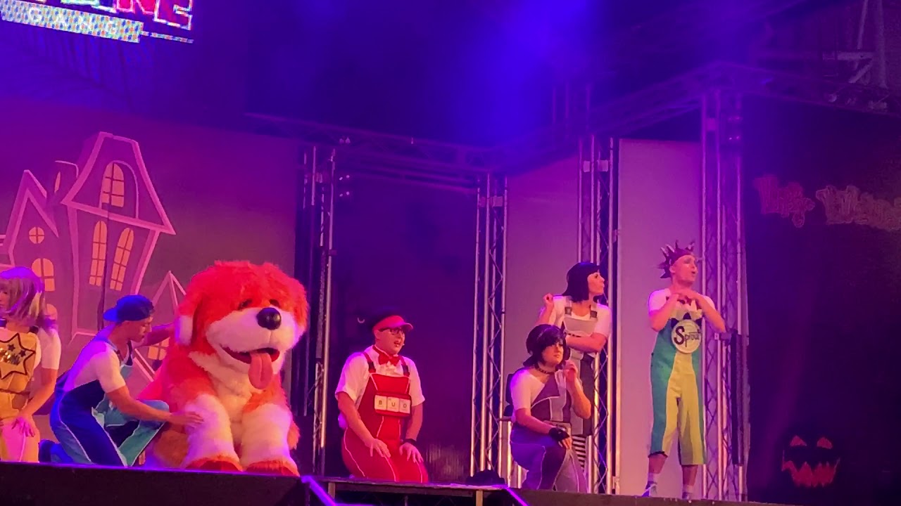 Butlins skyline gang minehead - YouTube