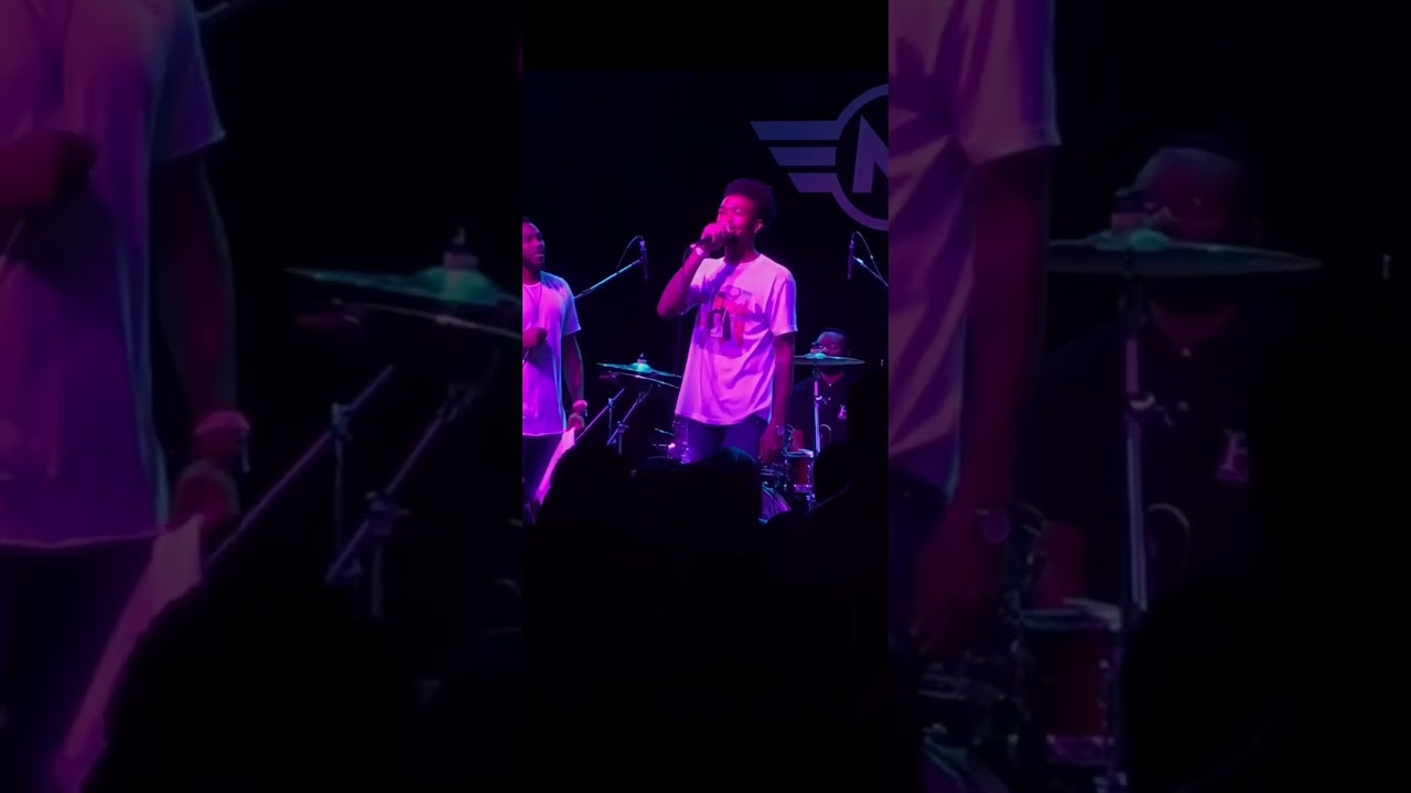 Never Wanna Let You Go by The Walls Group; alic walls - YouTube