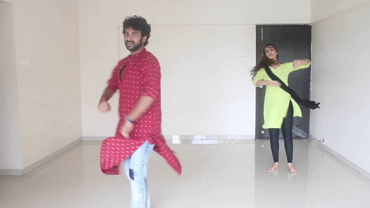 Garba Lessons by Devesh Mirchandani (6 step garba) - YouTube