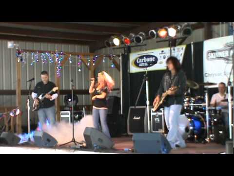 Nancy Kenyon Band Performs at Chili-Palooza - YouTube