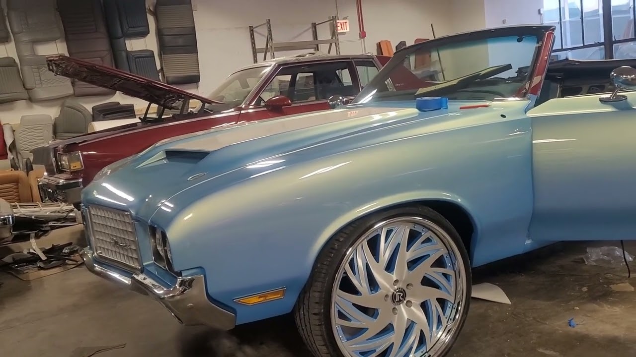 CONVERTIBLE CUTTLAS WITH BLUE GUTS INSIDE TURN OUT GREAT 🤪🥶 - YouTube