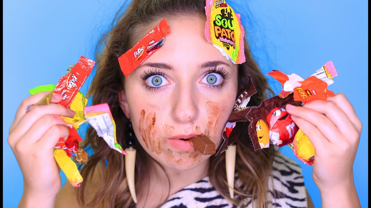 Halloween Expectation vs Reality! | Brooklyn and Bailey - YouTube