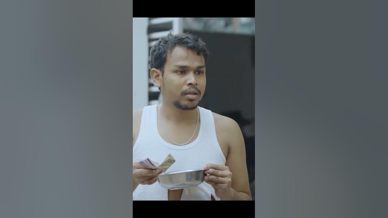 ভিক্ষুক উল্টা ভিক্ষা দিতাছে😂😂 #ariyan_munna #funny #shorts - YouTube