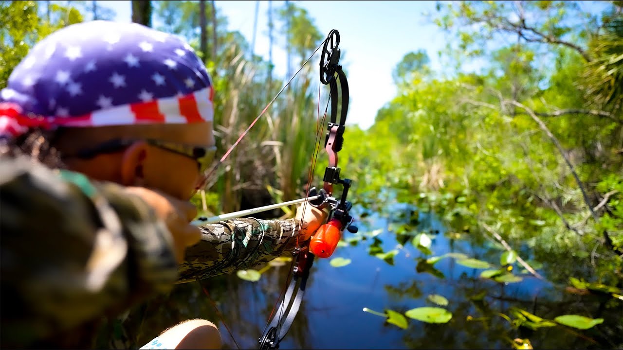 Bowfishing with World Famous Bow-Fishing Instructor! {Catch Clean Cook ...