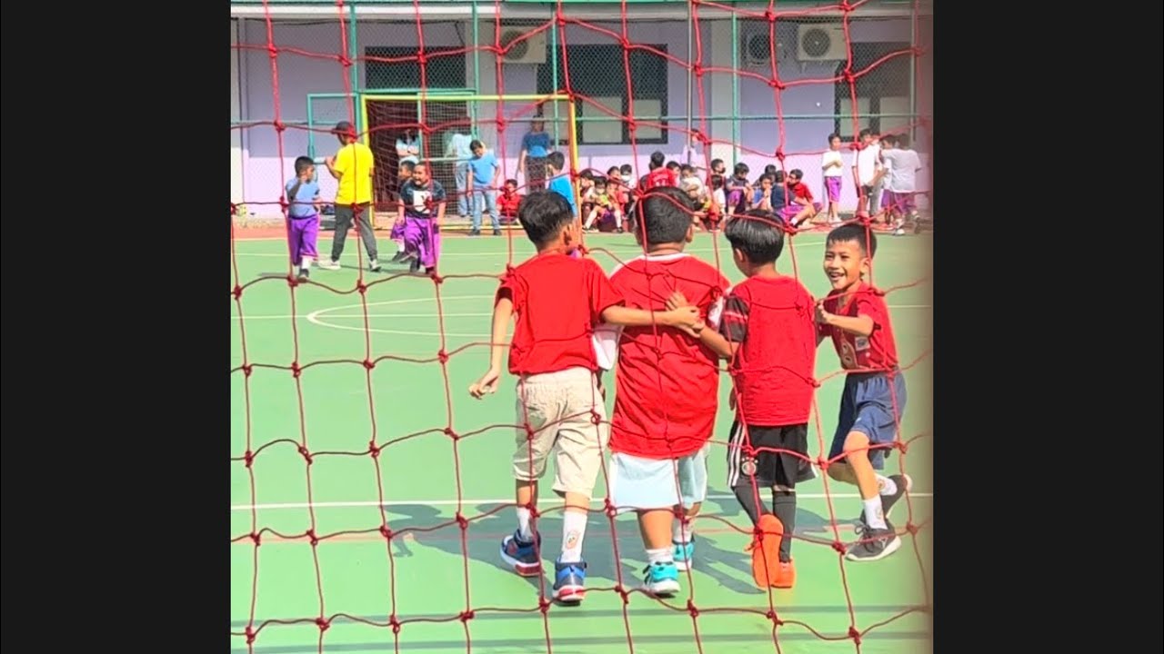 Match futsal di sekolah hfo depok acara chumi 2022 kelas 2A VS 2C # ...