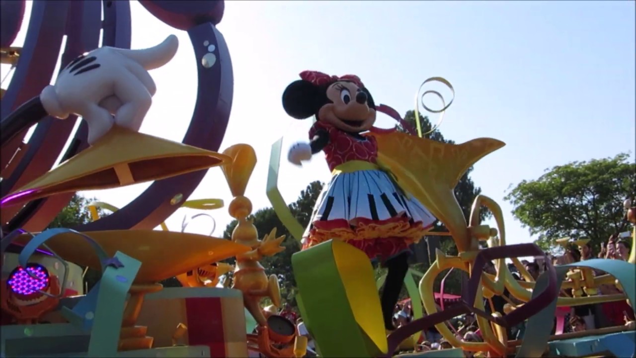Disneyland Band & Mickey's Soundsational Parade - July 2017 - YouTube