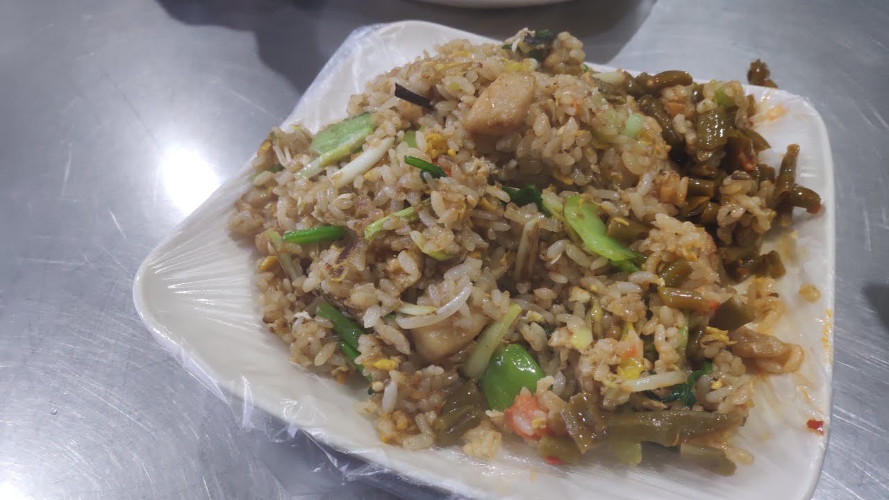 How to cook chinese traditional fried rice? | Chaofan Review - YouTube